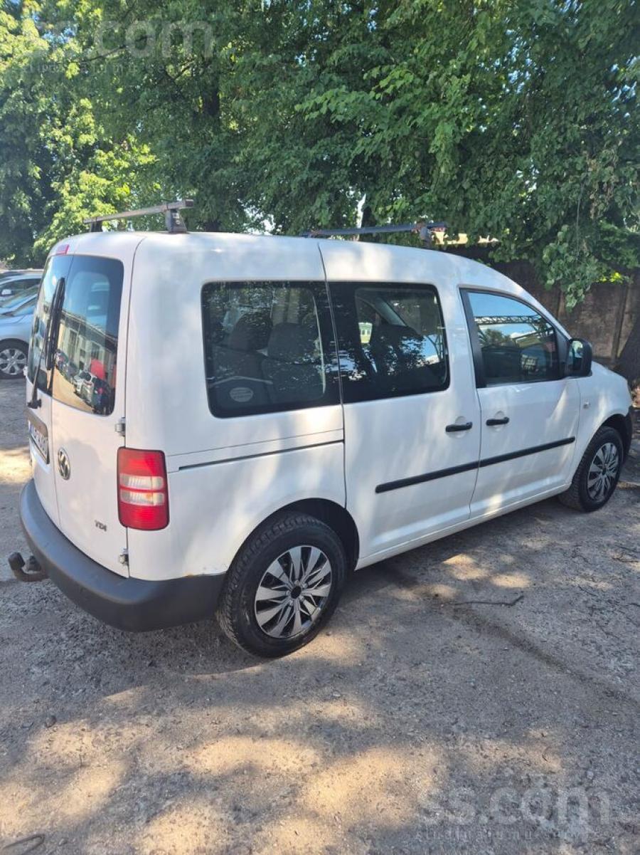 Balts Volkswagen Caddy 2015 Rīga, ar dzinēja tilpumu 1.60 L un nobraukumu 265 tūkst. km par 4650 €, foto 7 vietnē AUTOMOTO.COM.LV