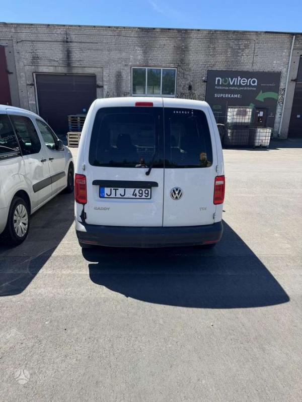 Balts Volkswagen Caddy 2015 Klaipėda, ar dzinēja tilpumu 1.97 L un nobraukumu 289 tūkst. km par 5550 €, foto 2 vietnē AUTOMOTO.COM.LV