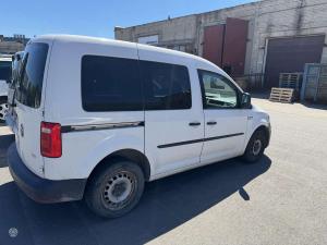White Volkswagen Caddy 2015 in Klaipeda, with an engine capacity of 1.97 L and mileage of 289 thousand km for 5550 €, photo 4 on AUTOMOTO.COM.LV