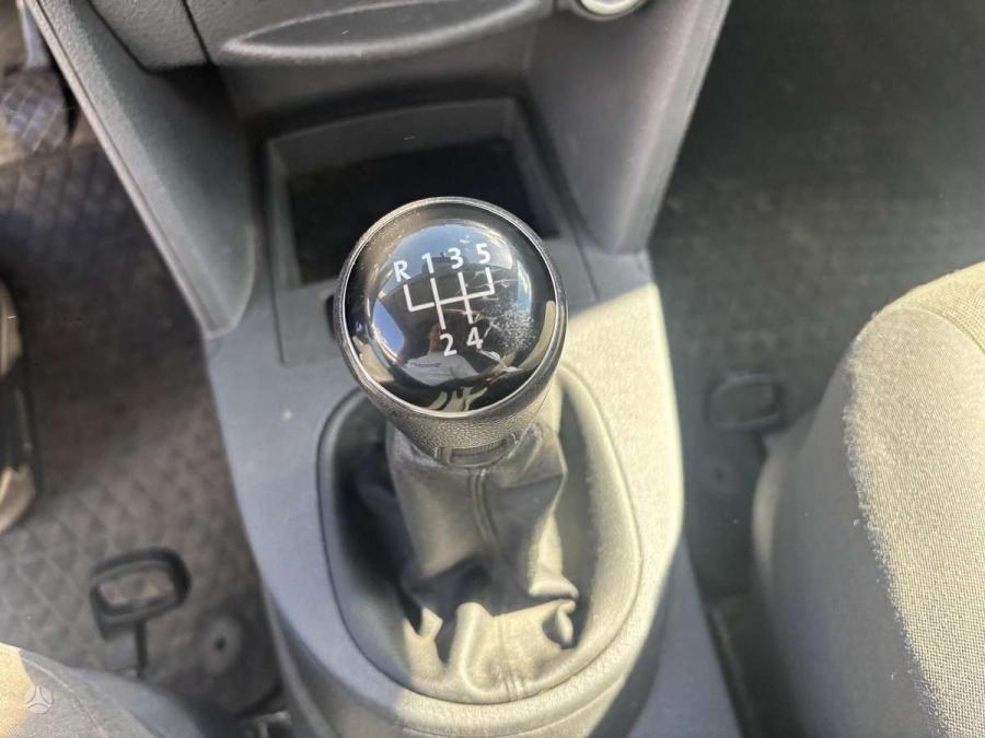 Balts Volkswagen Caddy 2015 Kauņa, ar dzinēja tilpumu 1.60 L un nobraukumu 230 tūkst. km par 6800 €, foto 9 vietnē AUTOMOTO.COM.LV