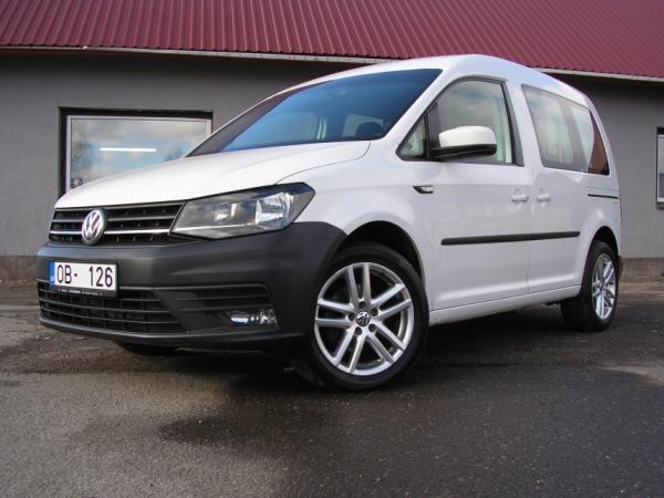 White Volkswagen Caddy 2015 in Riga, with an engine capacity of 2.00 L and mileage of 276 thousand km for 9980 €, photo 9 on AUTOMOTO.COM.LV
