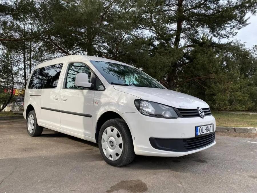 Белый Фольксваген Кадди 2015 в Цесис, объемом двигателя 1.60 л и пробегом 243 тыс. км за 6999 €, фото 5 на AUTOMOTO.COM.LV