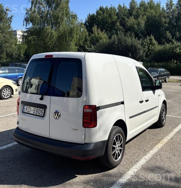 White Volkswagen Caddy 2015 in Riga, with an engine capacity of 1.60 L and mileage of 217 thousand km for 4000 €, photo 3 on AUTOMOTO.COM.LV