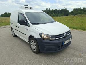 White Volkswagen Caddy 2015 in Riga, with an engine capacity of 1.60 L and mileage of 376 thousand km for 6700 €, photo 3 on AUTOMOTO.COM.LV