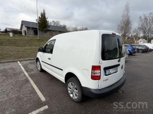 White Volkswagen Caddy 2015 in Valmiera, with an engine capacity of 2.00 L and mileage of 280 thousand km for 9000 €, photo 6 on AUTOMOTO.COM.LV