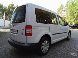 Balts Volkswagen Caddy 2015 Šveicarija, ar dzinēja tilpumu 1.60 L un nobraukumu 297 tūkst. km par 4700 €, foto 5 vietnē AUTOMOTO.COM.LV