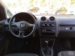 Balts Volkswagen Caddy 2015 Šveicarija, ar dzinēja tilpumu 1.60 L un nobraukumu 297 tūkst. km par 4700 €, foto 11 vietnē AUTOMOTO.COM.LV