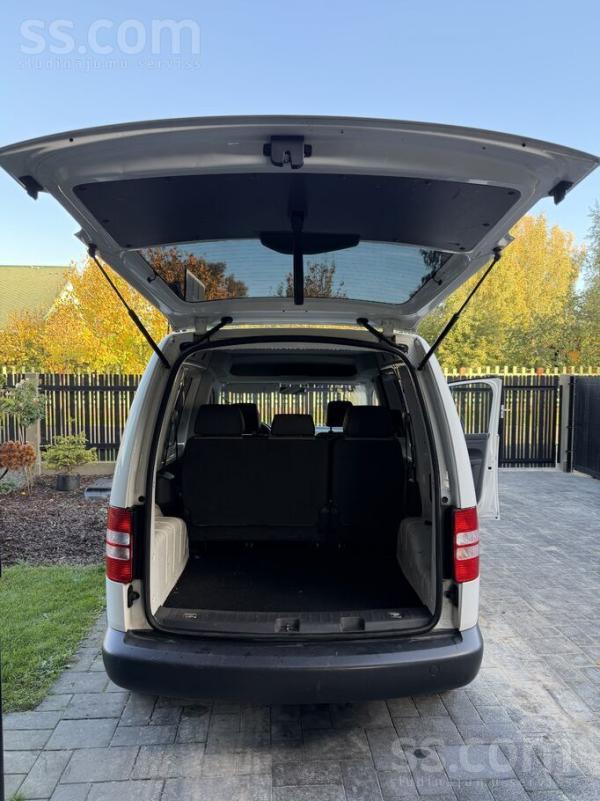 Balts Volkswagen Caddy 2015 Rīga, ar dzinēja tilpumu 1.60 L un nobraukumu 222 tūkst. km par 4500 €, foto 7 vietnē AUTOMOTO.COM.LV