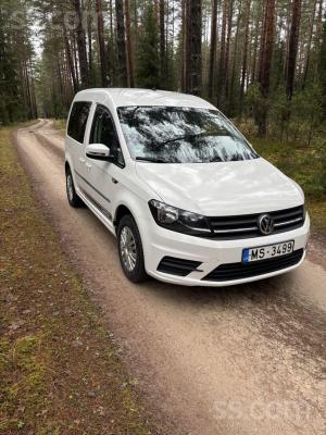 White Volkswagen Caddy 2016 in Ogre, with an engine capacity of 2.00 L and mileage of 349 thousand km for 6750 €, photo 2 on AUTOMOTO.COM.LV