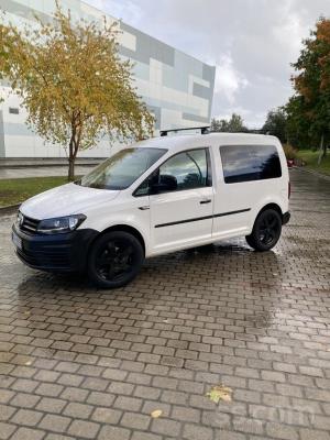 White Volkswagen Caddy 2016 in Dobele, with an engine capacity of 2.00 L and mileage of 162 thousand km for 8000 €, photo 1 on AUTOMOTO.COM.LV