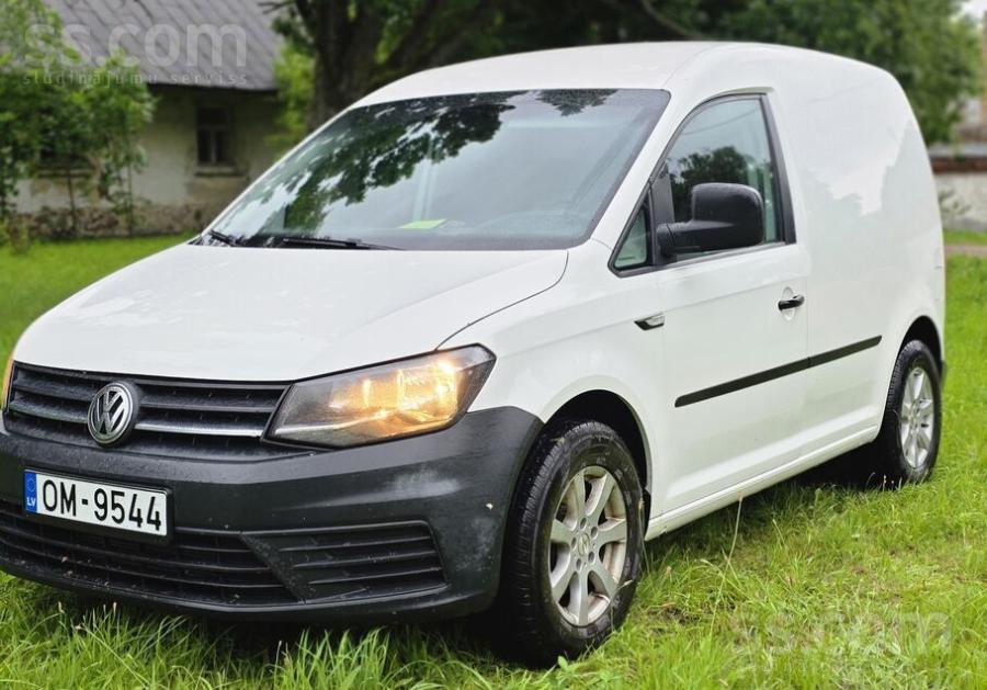 White Volkswagen Caddy 2016 in Saldus, with an engine capacity of 2.00 L and mileage of 360 thousand km for 4900 €, photo 4 on AUTOMOTO.COM.LV