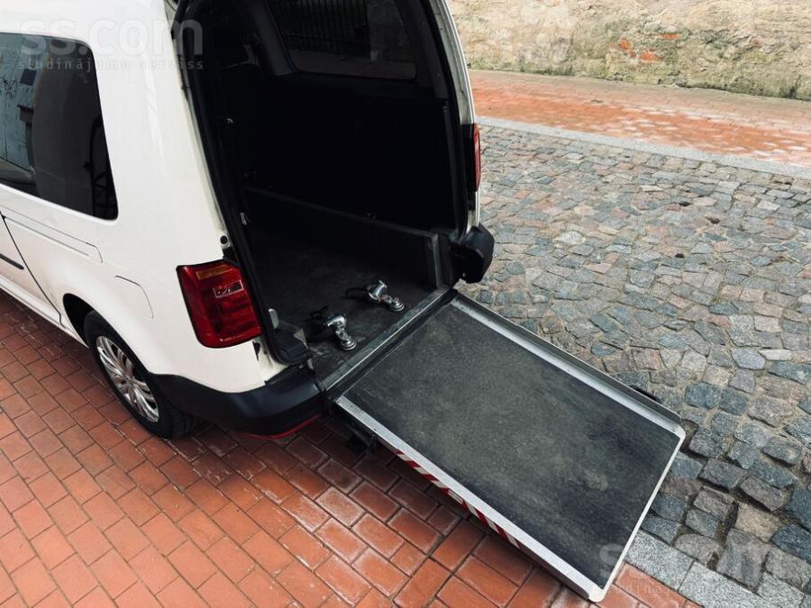 Balts Volkswagen Caddy 2017 Cēsis, ar dzinēja tilpumu 2.00 L un nobraukumu 0 tūkst. km par 9990 €, foto 12 vietnē AUTOMOTO.COM.LV