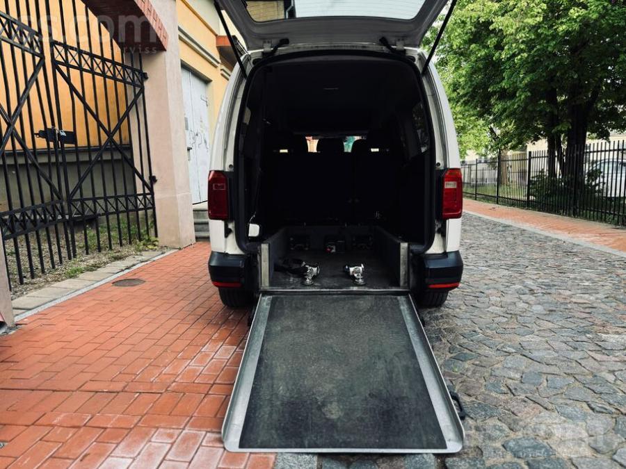 Balts Volkswagen Caddy 2017 Cēsis, ar dzinēja tilpumu 2.00 L un nobraukumu 0 tūkst. km par 9990 €, foto 13 vietnē AUTOMOTO.COM.LV