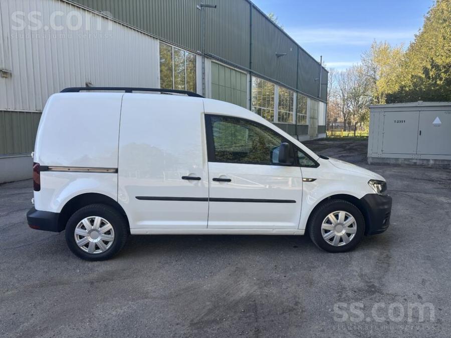 White Volkswagen Caddy 2017 in Ogre, with an engine capacity of 1.40 L and mileage of 233 thousand km for 6900 €, photo 1 on AUTOMOTO.COM.LV