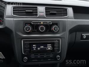 White Volkswagen Caddy 2017 in Ogre, with an engine capacity of 1.40 L and mileage of 233 thousand km for 6900 €, photo 14 on AUTOMOTO.COM.LV