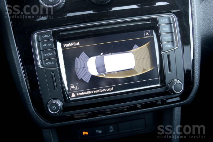 Balts Volkswagen Caddy 2017 Tukums, ar dzinēja tilpumu 2.00 L un nobraukumu 213 tūkst. km par 13998 €, foto 25 vietnē AUTOMOTO.COM.LV