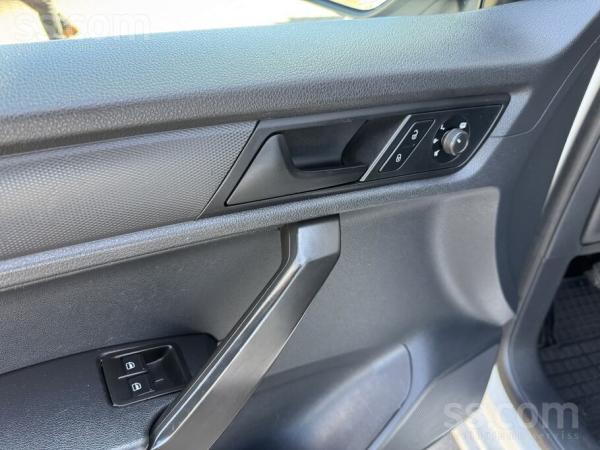 Balts Volkswagen Caddy 2017 Talsi, ar dzinēja tilpumu 2.00 L un nobraukumu 227 tūkst. km par 7995 €, foto 10 vietnē AUTOMOTO.COM.LV