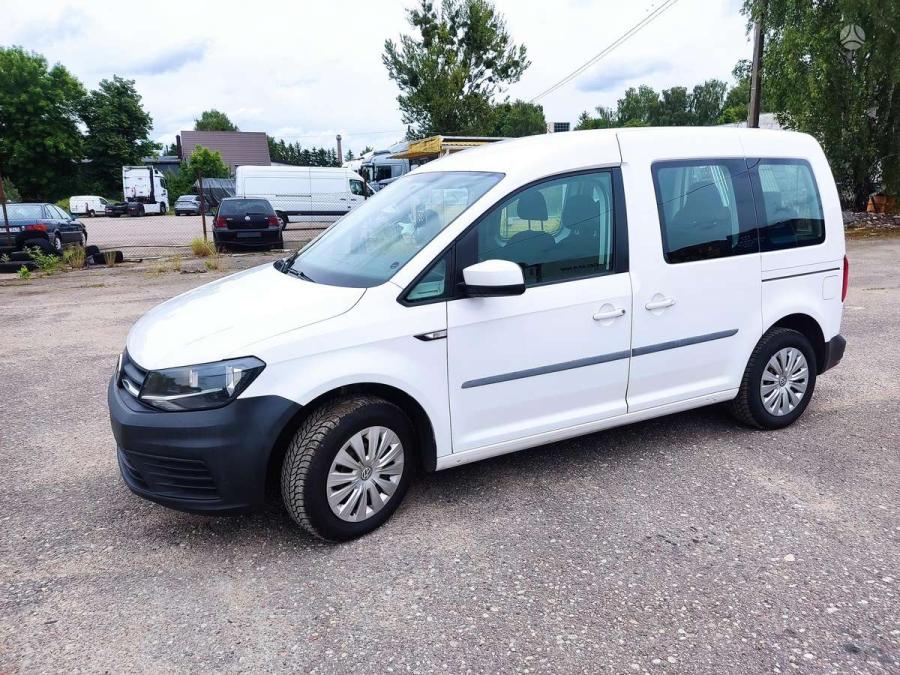 Balts Volkswagen Caddy 2017 Prienai, ar dzinēja tilpumu 1.20 L un nobraukumu 262 tūkst. km par 6100 €, foto 1 vietnē AUTOMOTO.COM.LV
