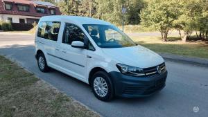 White Volkswagen Caddy 2017 in Vilnius, with an engine capacity of 2.00 L and mileage of 218 thousand km for 9400 €, photo 7 on AUTOMOTO.COM.LV