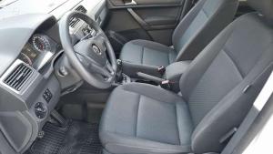 White Volkswagen Caddy 2017 in Vilnius, with an engine capacity of 2.00 L and mileage of 218 thousand km for 9400 €, photo 16 on AUTOMOTO.COM.LV