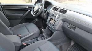 White Volkswagen Caddy 2017 in Vilnius, with an engine capacity of 2.00 L and mileage of 218 thousand km for 9400 €, photo 27 on AUTOMOTO.COM.LV