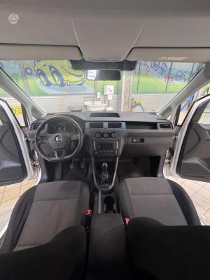 Balts Volkswagen Caddy 2017 Viļņa, ar dzinēja tilpumu 1.97 L un nobraukumu 320 tūkst. km par 11000 €, foto 12 vietnē AUTOMOTO.COM.LV