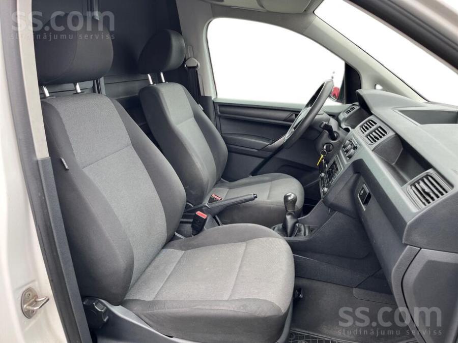 White Volkswagen Caddy 2017 in Riga, with an engine capacity of 2.00 L and mileage of 223 thousand km for 8490 €, photo 8 on AUTOMOTO.COM.LV
