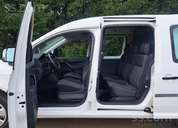 White Volkswagen Caddy 2017 in Riga, with an engine capacity of 2.00 L and mileage of 0 thousand km for 10900 €, photo 8 on AUTOMOTO.COM.LV