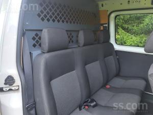 Balts Volkswagen Caddy 2017 Rīga, ar dzinēja tilpumu 2.00 L un nobraukumu 0 tūkst. km par 10900 €, foto 15 vietnē AUTOMOTO.COM.LV