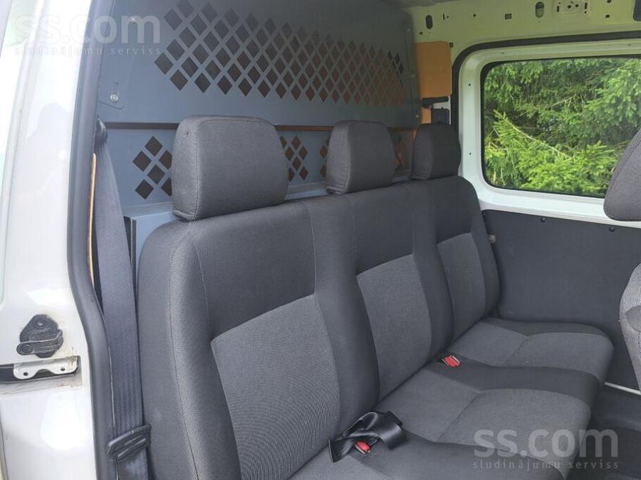 Balts Volkswagen Caddy 2017 Rīga, ar dzinēja tilpumu 2.00 L un nobraukumu 0 tūkst. km par 10900 €, foto 15 vietnē AUTOMOTO.COM.LV