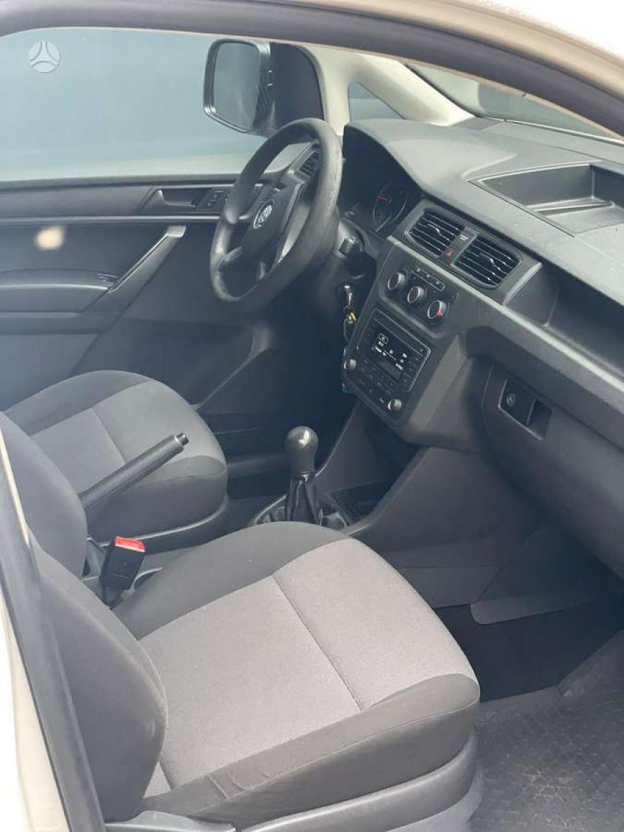 Balts Volkswagen Caddy 2017 Elektrėnai, ar dzinēja tilpumu 1.97 L un nobraukumu 163 tūkst. km par 7650 €, foto 8 vietnē AUTOMOTO.COM.LV