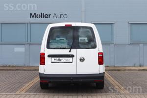 White Volkswagen Caddy 2018 in Ventspils, with an engine capacity of 2.00 L and mileage of 172 thousand km for 12650 €, photo 4 on AUTOMOTO.COM.LV