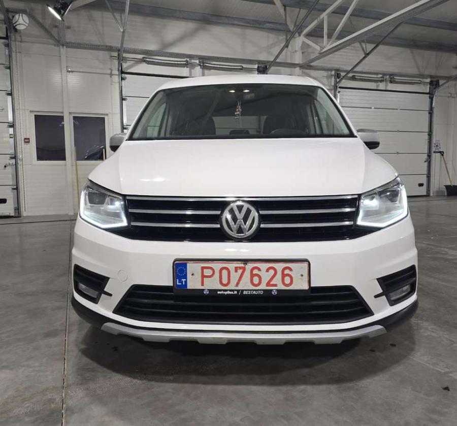 Balts Volkswagen Caddy 2018 Utena, ar dzinēja tilpumu 2.00 L un nobraukumu 214 tūkst. km par 12450 €, foto 3 vietnē AUTOMOTO.COM.LV