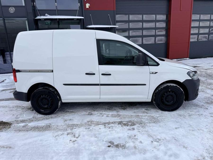 Balts Volkswagen Caddy 2018 Kauņa, ar dzinēja tilpumu 1.97 L un nobraukumu 157 tūkst. km par 5350 €, foto 2 vietnē AUTOMOTO.COM.LV