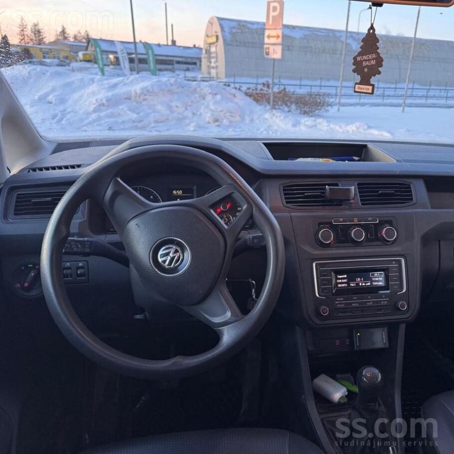 Balts Volkswagen Caddy 2018 Rīga, ar dzinēja tilpumu 2.00 L un nobraukumu 235 tūkst. km par 12500 €, foto 7 vietnē AUTOMOTO.COM.LV