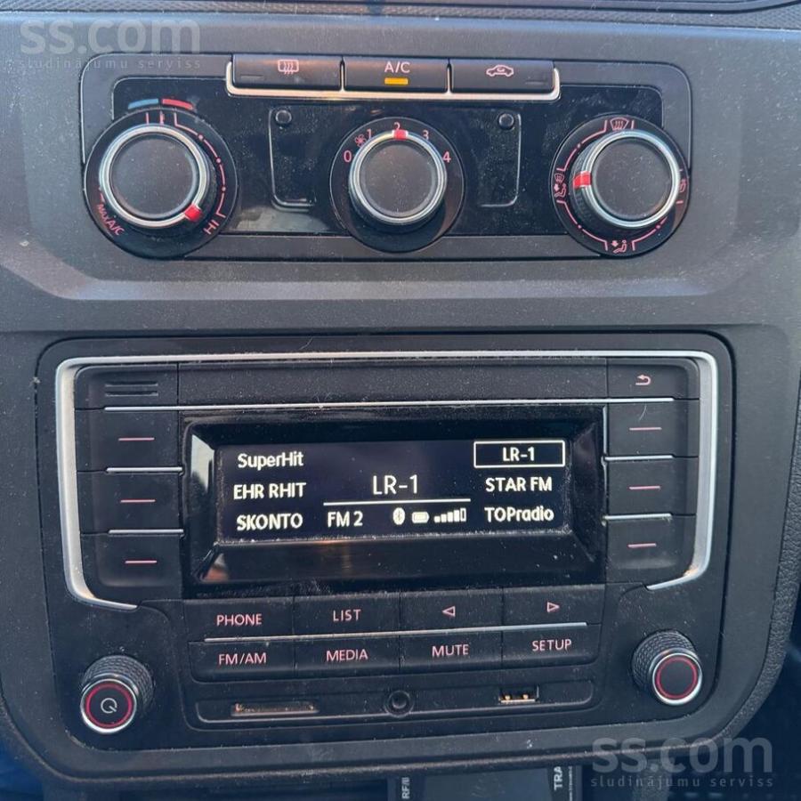 Balts Volkswagen Caddy 2018 Rīga, ar dzinēja tilpumu 2.00 L un nobraukumu 235 tūkst. km par 12500 €, foto 9 vietnē AUTOMOTO.COM.LV
