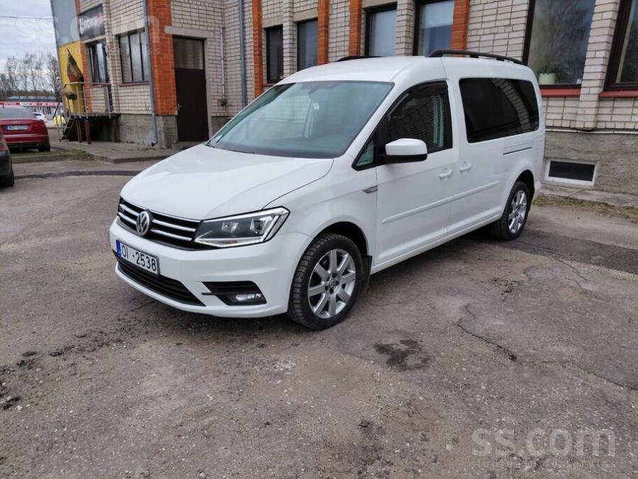 Белый Фольксваген Кадди 2018 в Талси, объемом двигателя 2.00 л и пробегом 0 тыс. км за 12500 €, фото 1 на AUTOMOTO.COM.LV