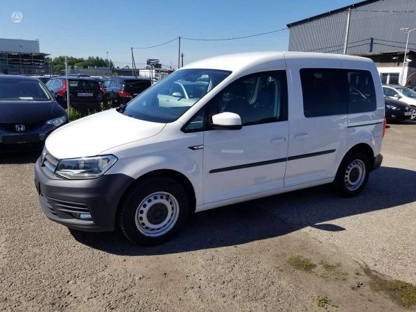 White Volkswagen Caddy 2018 in Kaunas, with an engine capacity of 1.97 L and mileage of 162 thousand km for 9550 €, photo 3 on AUTOMOTO.COM.LV