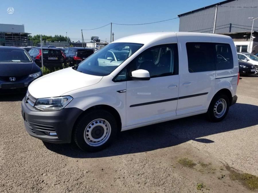 White Volkswagen Caddy 2018 in Kaunas, with an engine capacity of 1.97 L and mileage of 162 thousand km for 9550 €, photo 4 on AUTOMOTO.COM.LV