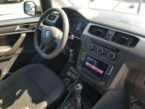 White Volkswagen Caddy 2018 in Kaunas, with an engine capacity of 1.97 L and mileage of 162 thousand km for 9550 €, photo 14 on AUTOMOTO.COM.LV