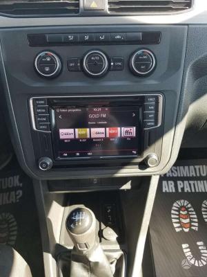White Volkswagen Caddy 2018 in Kaunas, with an engine capacity of 1.97 L and mileage of 162 thousand km for 9550 €, photo 18 on AUTOMOTO.COM.LV