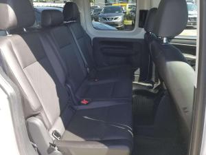 White Volkswagen Caddy 2018 in Kaunas, with an engine capacity of 1.97 L and mileage of 162 thousand km for 9550 €, photo 23 on AUTOMOTO.COM.LV