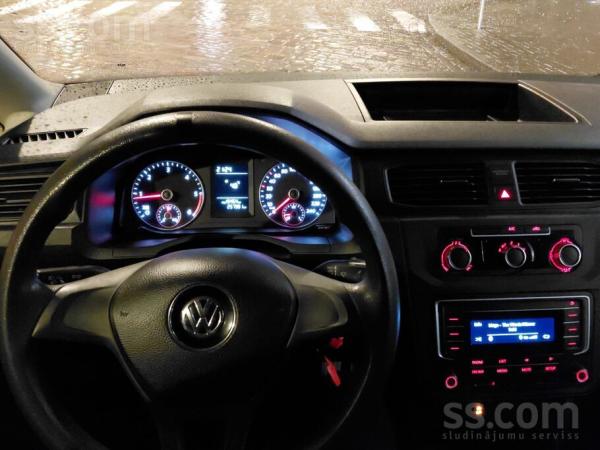 White Volkswagen Caddy 2018 in Riga, with an engine capacity of 2.00 L and mileage of 258 thousand km for 7200 €, photo 5 on AUTOMOTO.COM.LV