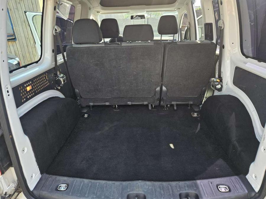 Balts Volkswagen Caddy 2018 Viļņa, ar dzinēja tilpumu 1.97 L un nobraukumu 217 tūkst. km par 8300 €, foto 17 vietnē AUTOMOTO.COM.LV