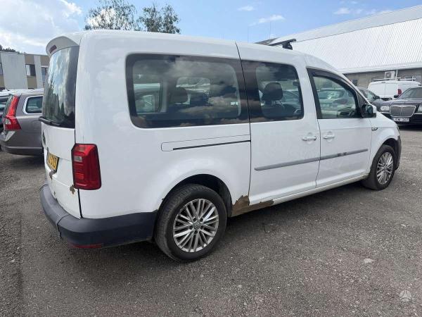 Balts Volkswagen Caddy 2018 Kauņa, ar dzinēja tilpumu 2.00 L un nobraukumu 621 tūkst. km par 4500 €, foto 3 vietnē AUTOMOTO.COM.LV