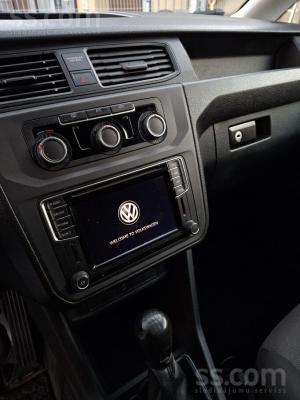 White Volkswagen Caddy 2018 in Riga, with an engine capacity of 2.00 L and mileage of 178 thousand km for 8500 €, photo 8 on AUTOMOTO.COM.LV