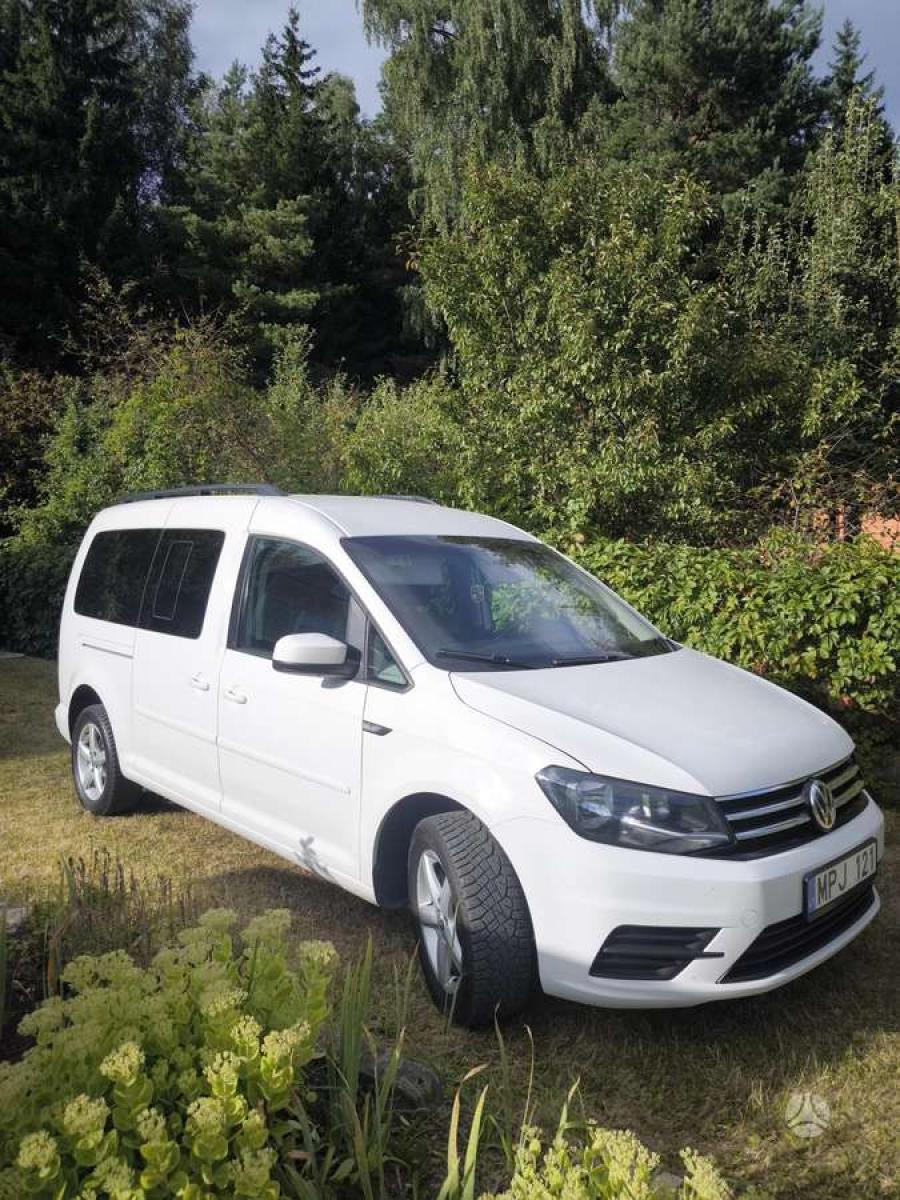 White Volkswagen Caddy 2018 in Kaunas, with an engine capacity of 2.00 L and mileage of 129 thousand km for 15500 €, photo 4 on AUTOMOTO.COM.LV
