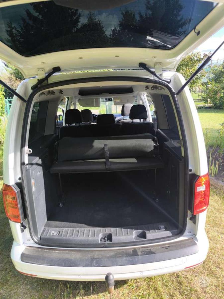 White Volkswagen Caddy 2018 in Kaunas, with an engine capacity of 2.00 L and mileage of 129 thousand km for 15500 €, photo 12 on AUTOMOTO.COM.LV
