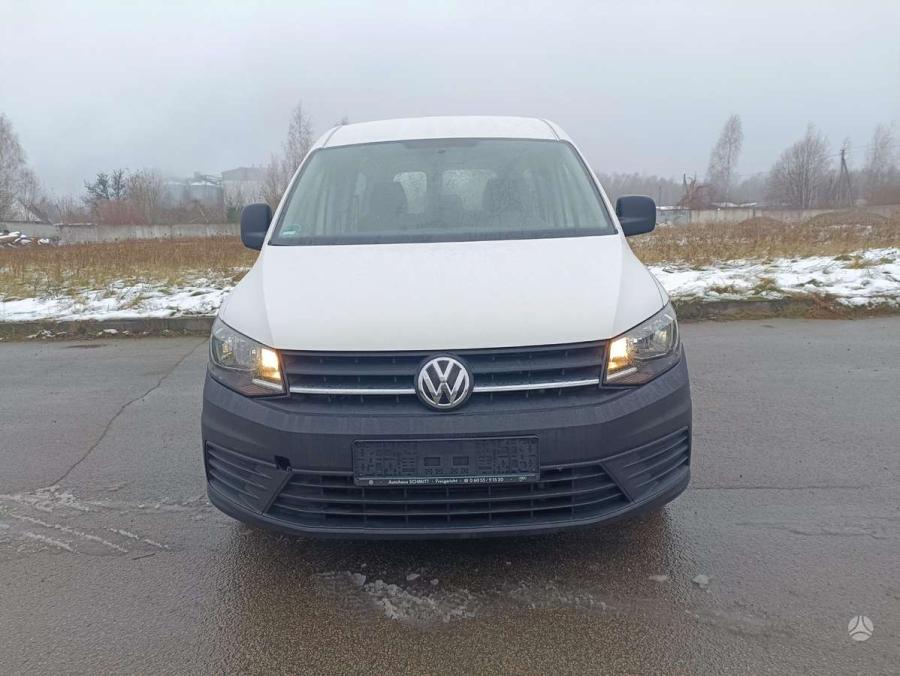 White Volkswagen Caddy 2019 in Panevezys, with an engine capacity of 2.00 L and mileage of 290 thousand km for 9100 €, photo 1 on AUTOMOTO.COM.LV