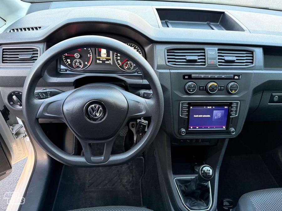 White Volkswagen Caddy 2019 in Kaunas, with an engine capacity of 2.00 L and mileage of 90 thousand km for 24439 €, photo 12 on AUTOMOTO.COM.LV